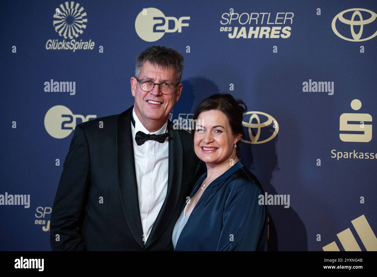 Thomas Weikert (DOSB Praesident) mit Beate Weikert, GER, Sportler des Jahres 2024, Gala im ...