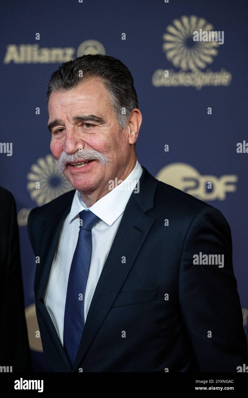 Heiner Brand (Handball, ehemaliger Bundestrainer) auf dem roten Teppich ...