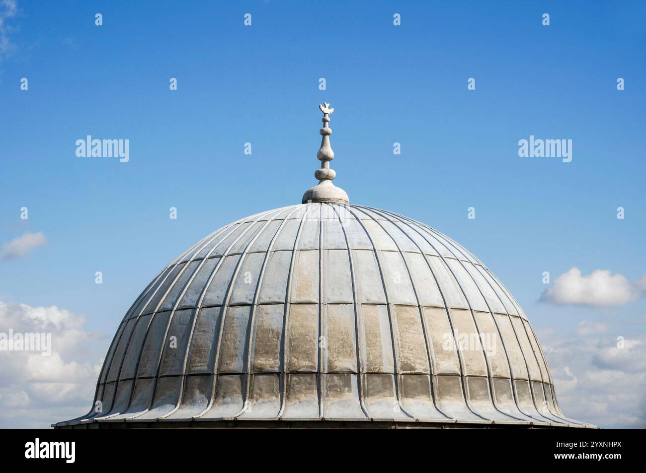Mosque dome design hi-res stock photography and images - Alamy