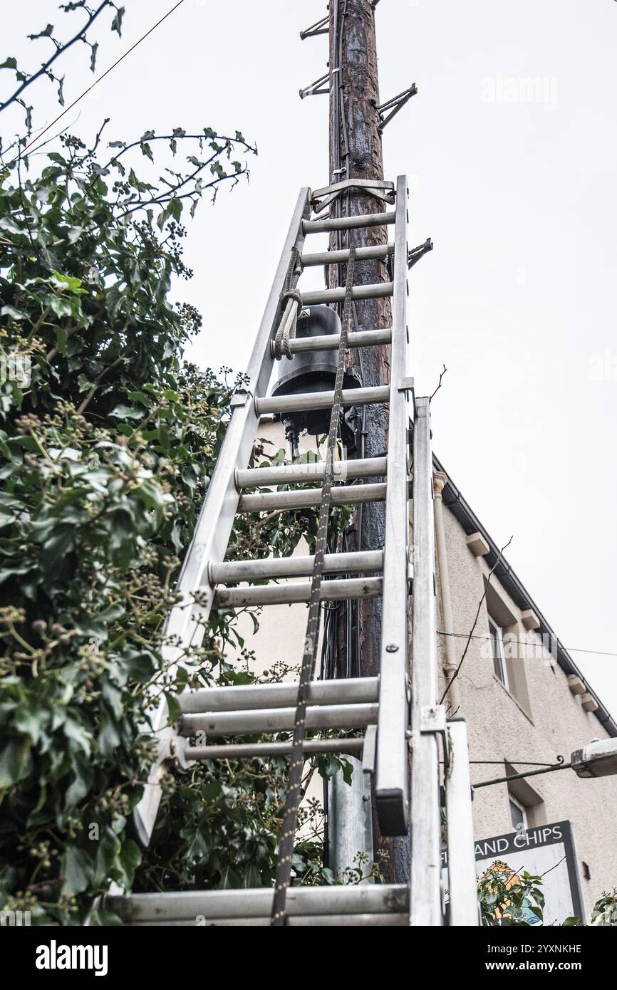 Health and safety in respect of ladders hi-res stock photography and ...