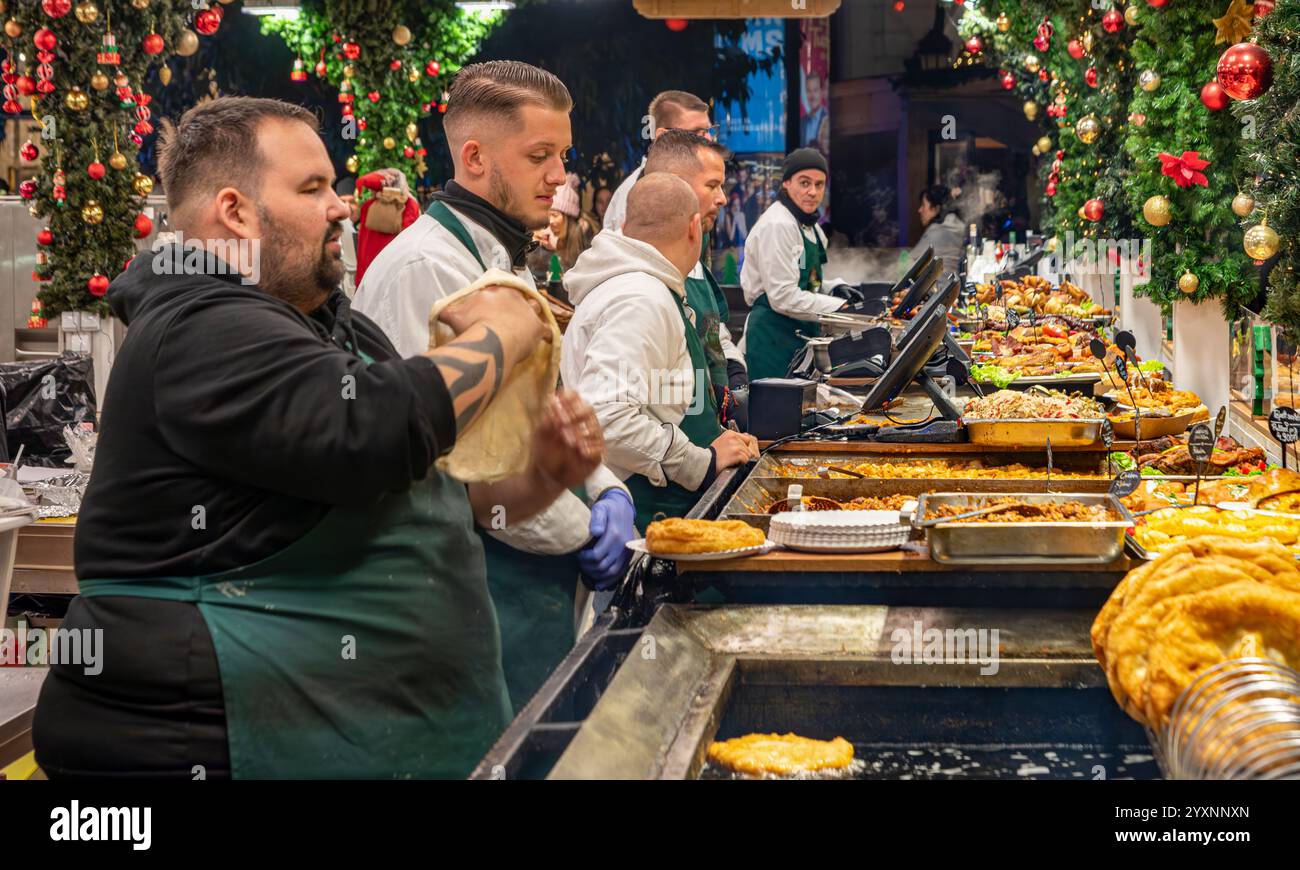 Vörösmarty tér 2025, Budapest Christmas Fair 2024, Tourist attraction ...
