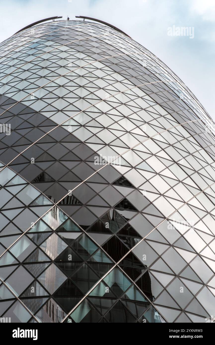 Close-up of 30 St Mary Axe, known as the Gherkin, a commercial ...