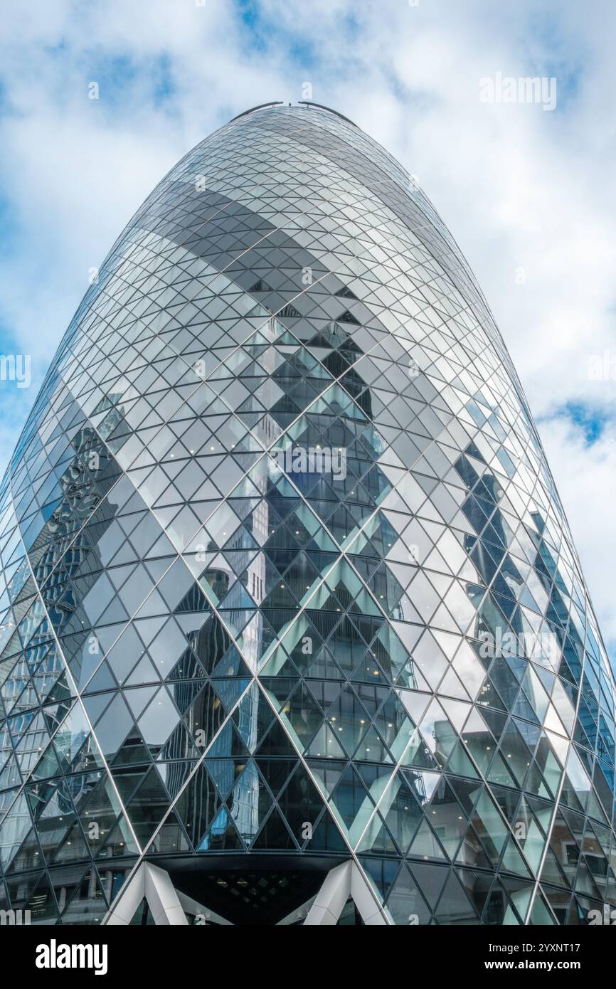 Close-up of 30 St Mary Axe, known as the Gherkin, a commercial ...