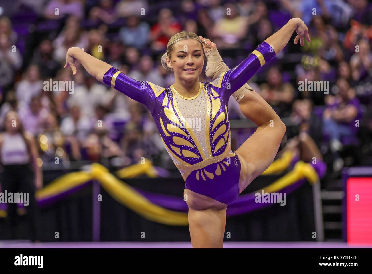 Baton Rouge, LA, USA. 16th Dec, 2024. LSU's Olivia ''Livvy'' Dunne ...