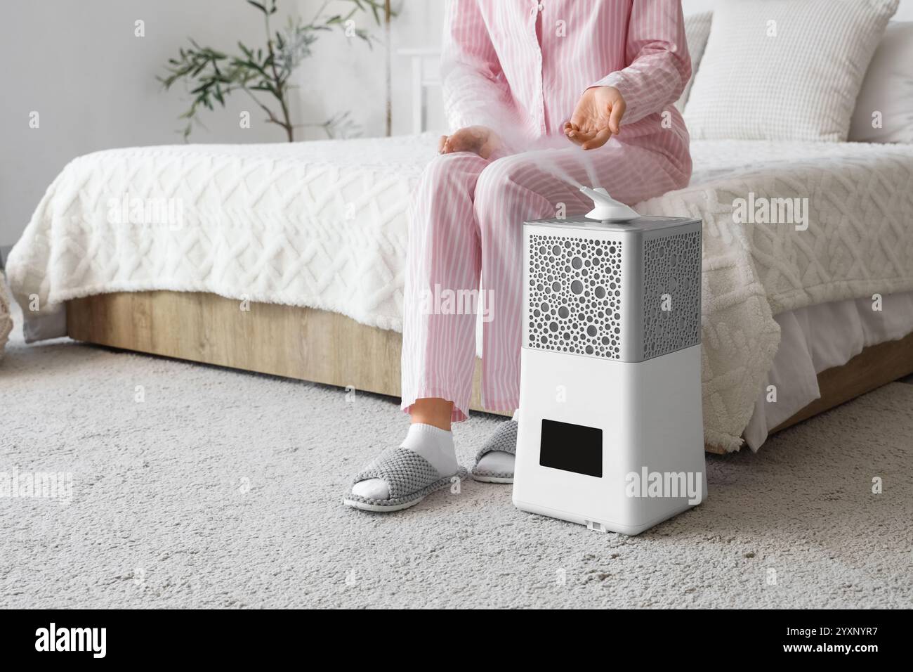 Humidifier and bedroom hi-res stock photography and images - Alamy