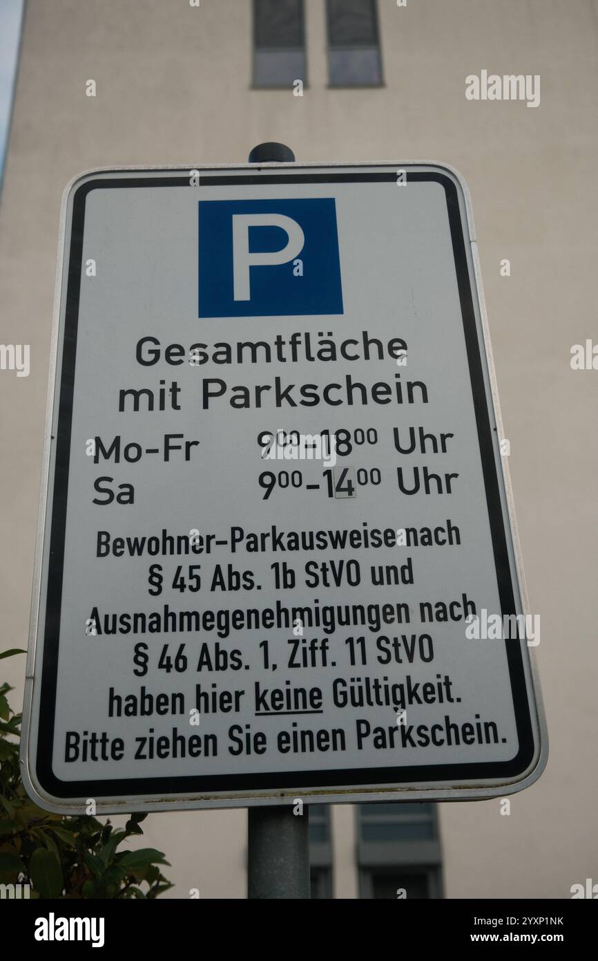 Warning sign german word hi-res stock photography and images - Alamy