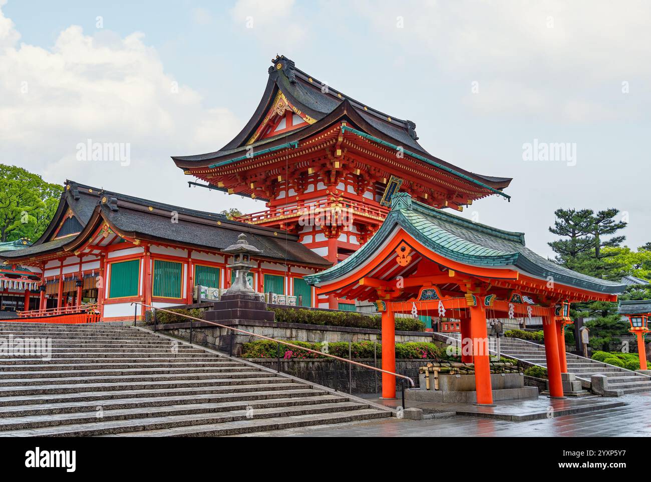 View of the Fushimi Inari Shrine Tower Gate, the largest gate in the ...