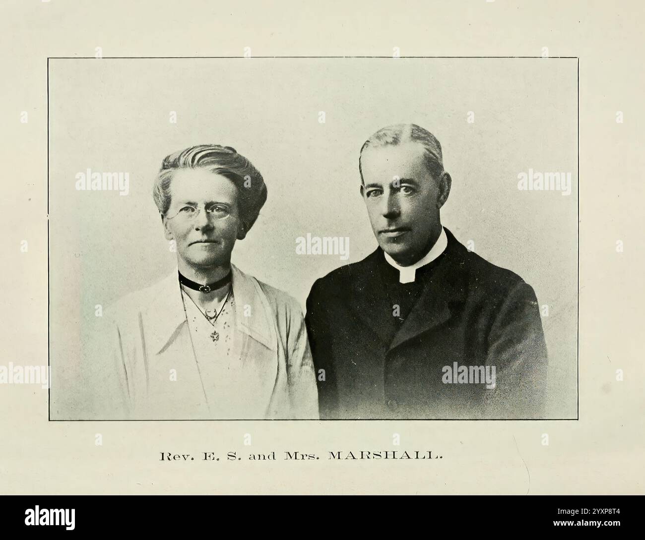 Poised expressions hi-res stock photography and images - Alamy