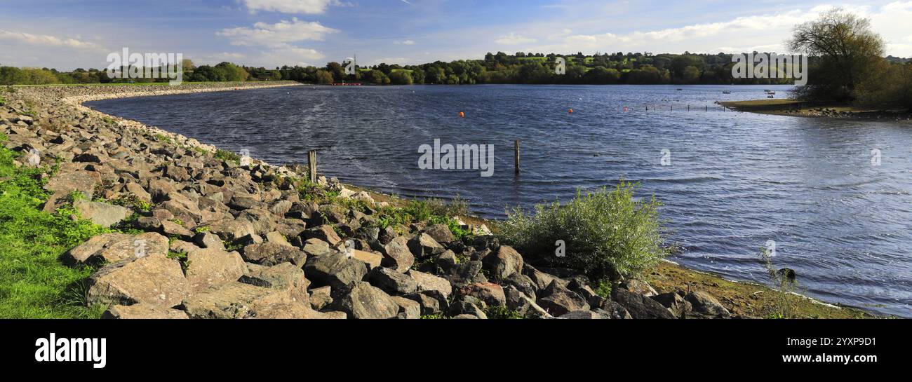 Summer view over the Daventry Country Park, Daventry town ...
