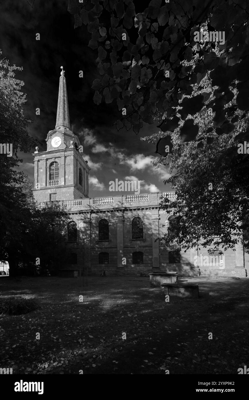 The Holy Cross church, Daventry town, Northamptonshire, England, UK ...
