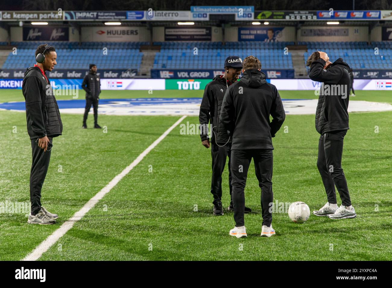 Eindhoven, The Netherlands. 17th Dec, 2024. Eindhoven - Players of Excelsior during the second ...
