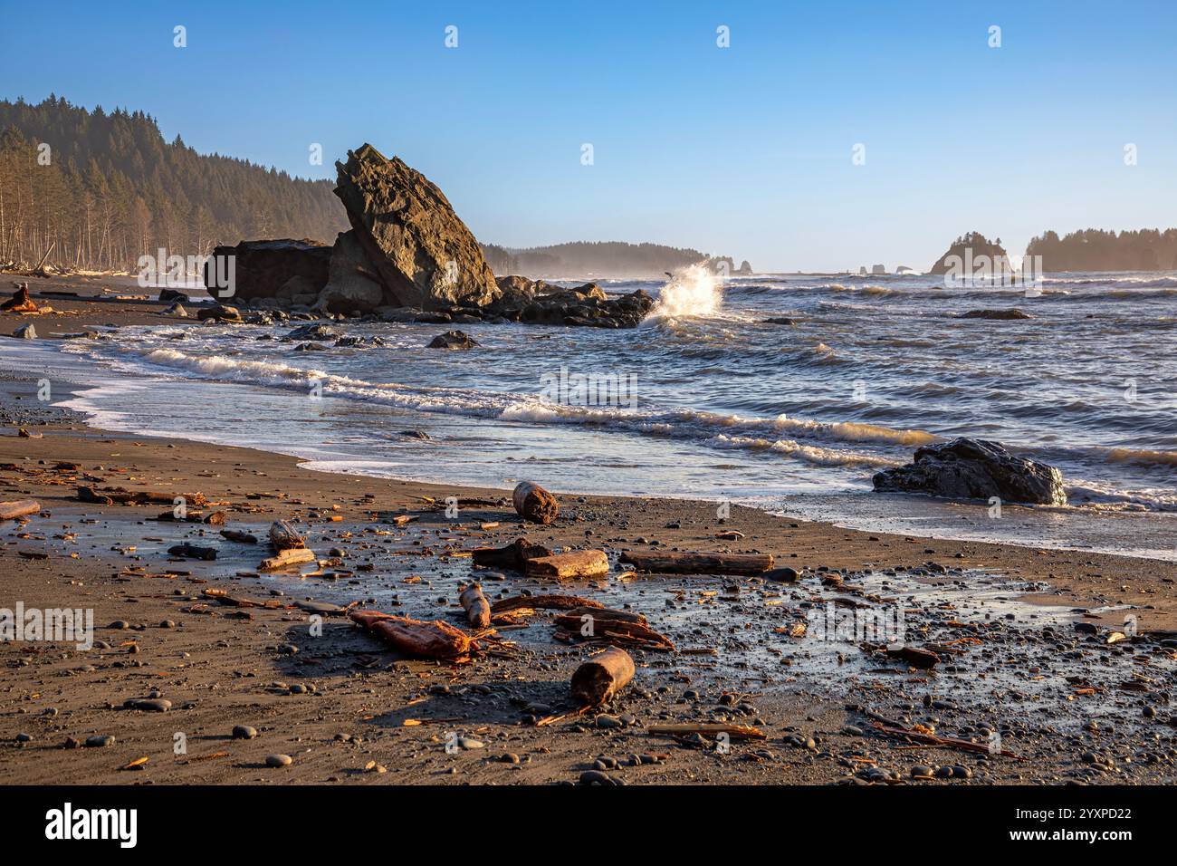 Collasped seastack hi-res stock photography and images - Alamy