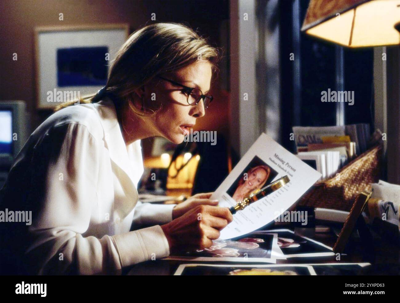 WHAT LIES BENEATH 2000 20th Century Fox film with Michelle Pfeiffer as ...