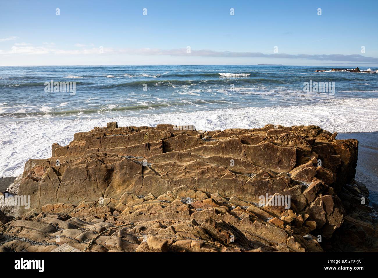 WA28037-00...WASHINGTON - Colorful vertical layers of rock at from the ...