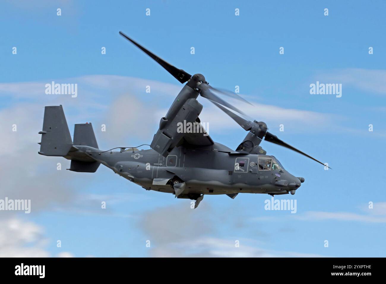 V-22 Osprey of the U.S. Air Force in flight Stock Photo - Alamy