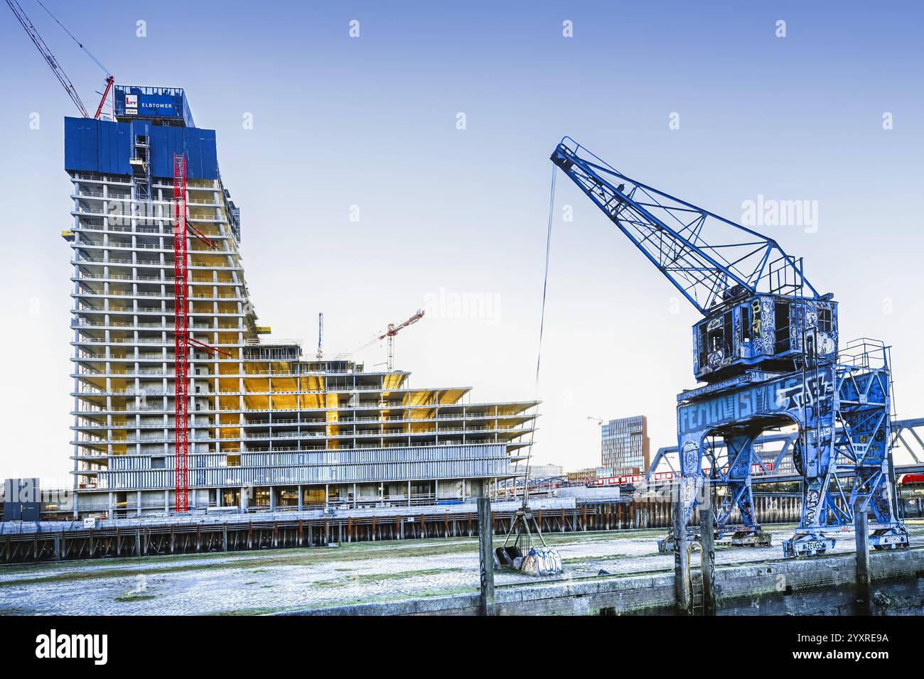 Bauprojekt Elbtower, Baustelle in der Hafencity in Hamburg, Deutschland ...