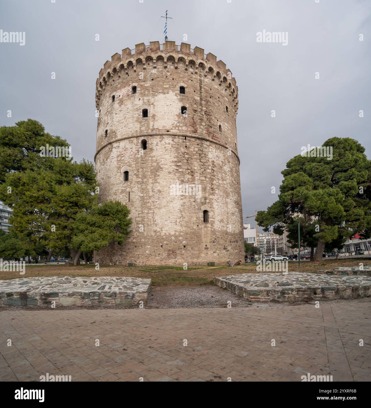 White Tower of Thessaloniki Historic Landmark Stock Photo - Alamy