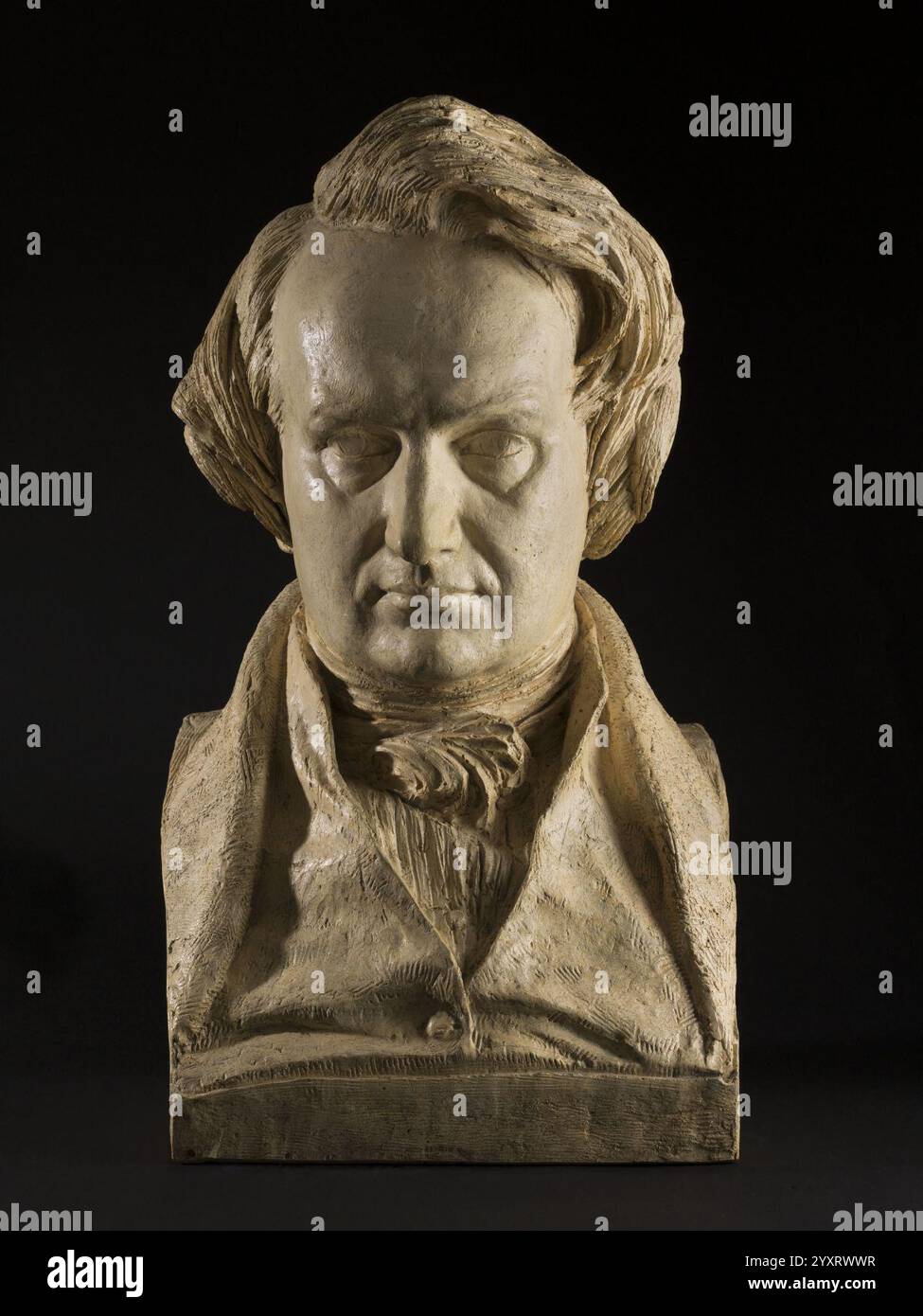David d'Angers - Victor Hugo, buste en hermès habillé - 1455 - Maison ...