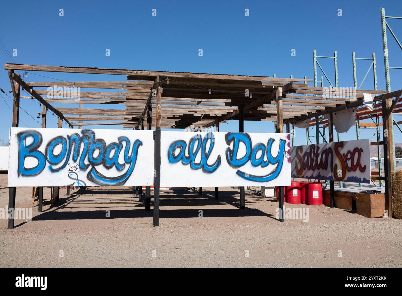 Structure for the Bombay Beach Biannual. The Bombay Beach Biennale (BBB ...