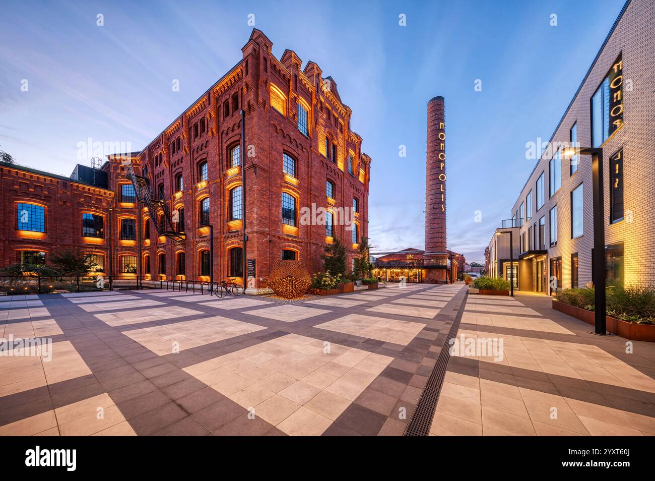 Monopolis- an office, entertainment and cultural center. Lodz, Poland ...
