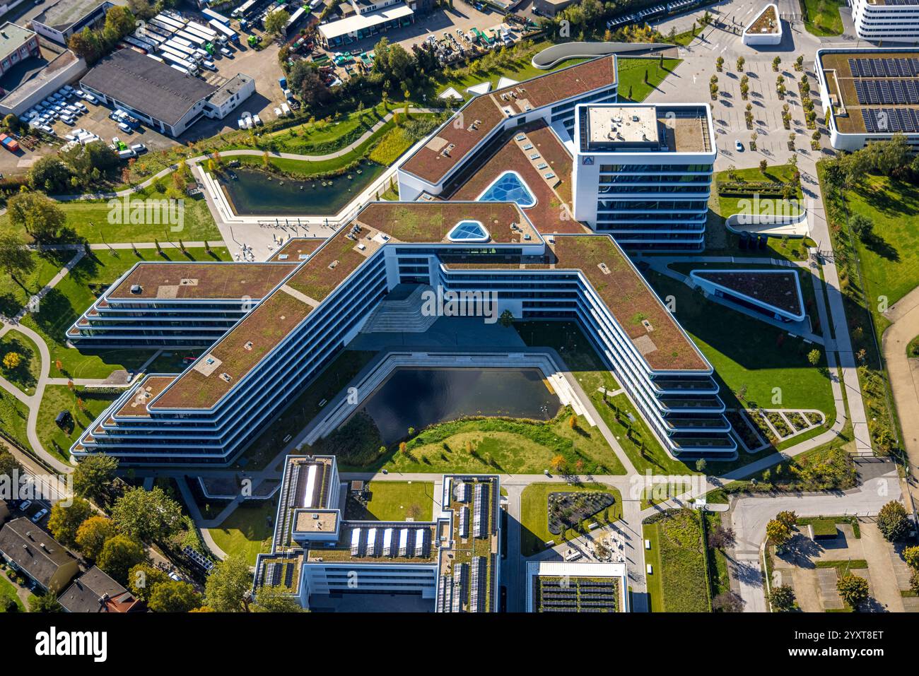 Aerial view, Aldi Nord Campus, building shape corresponds to the Aldi ...