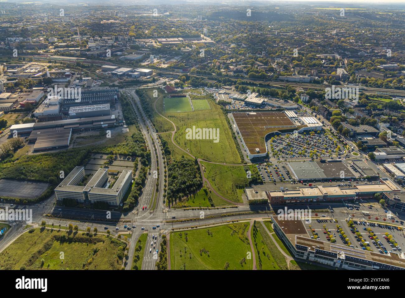 Aerial view, Kronenberg Center with parking lots, tax office Essen-Süd ...