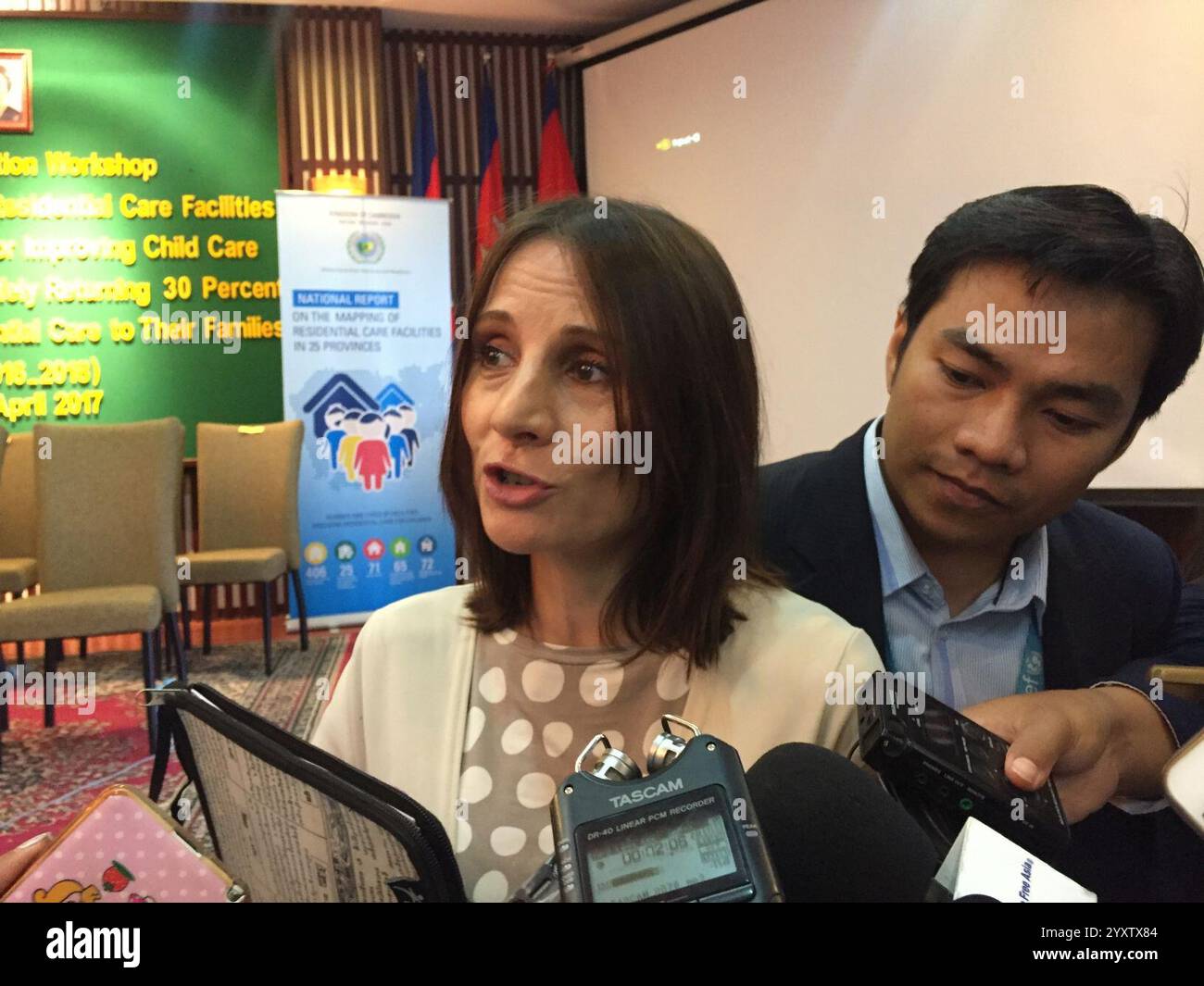 Location report hi-res stock photography and images - Alamy