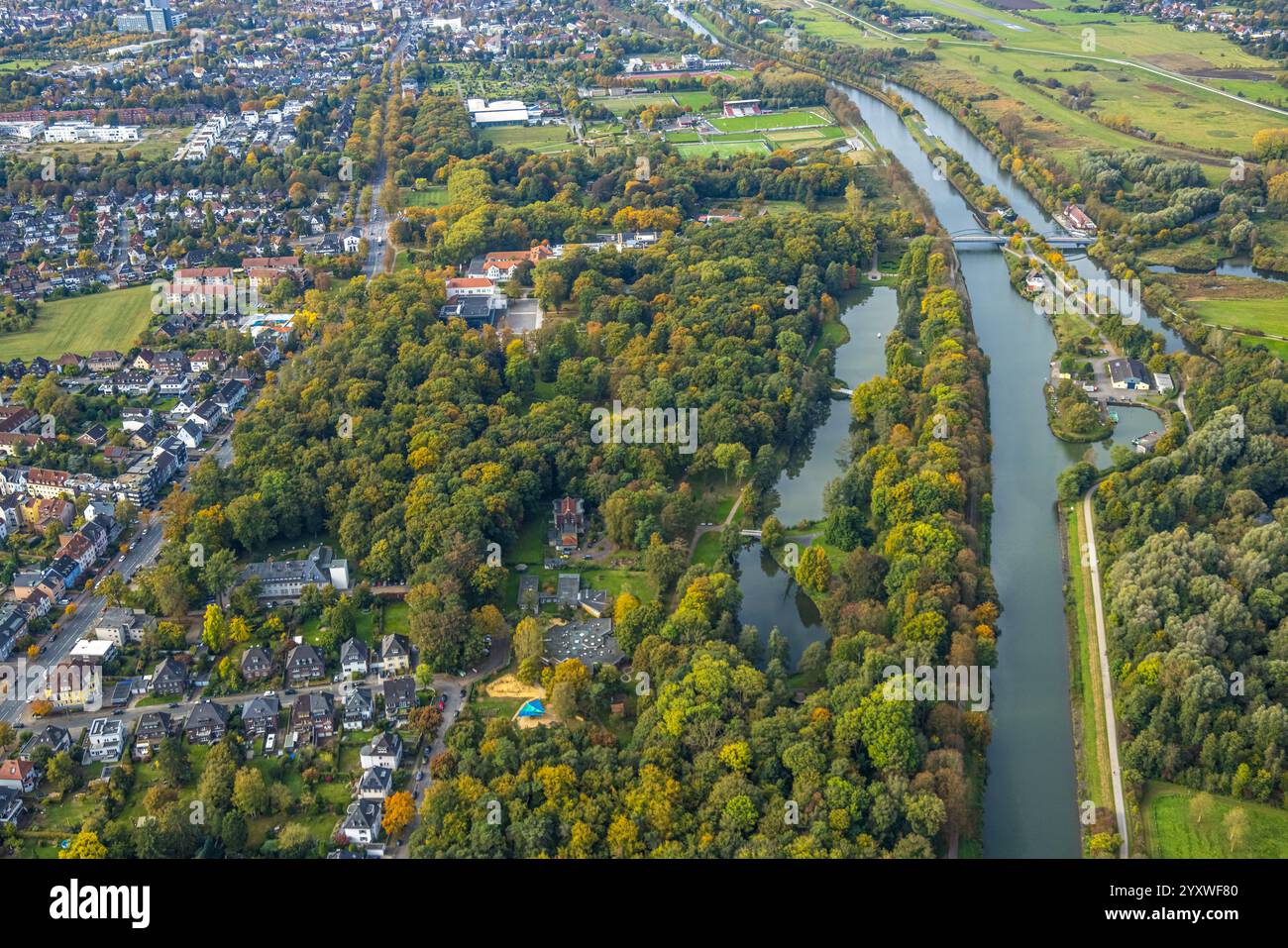 Aerial view, Fährstraße Lippebrücke am Bootshaus and canal Fährweg-Brücke, river Lippe and ...