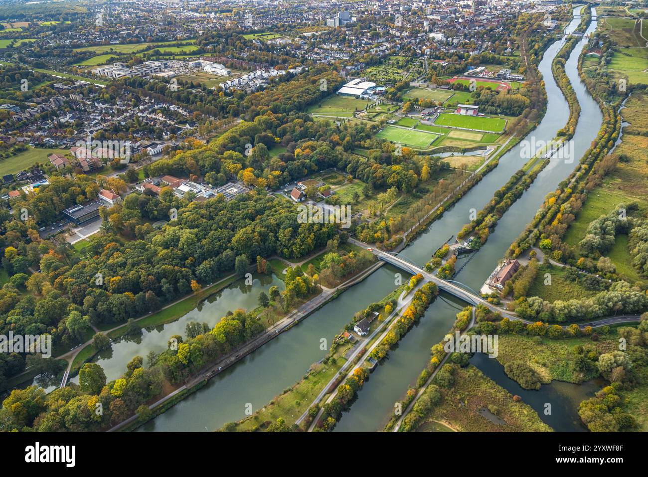 Aerial view, Fährstraße Lippebrücke at the boathouse and canal Fährweg-Brücke, river Lippe and ...