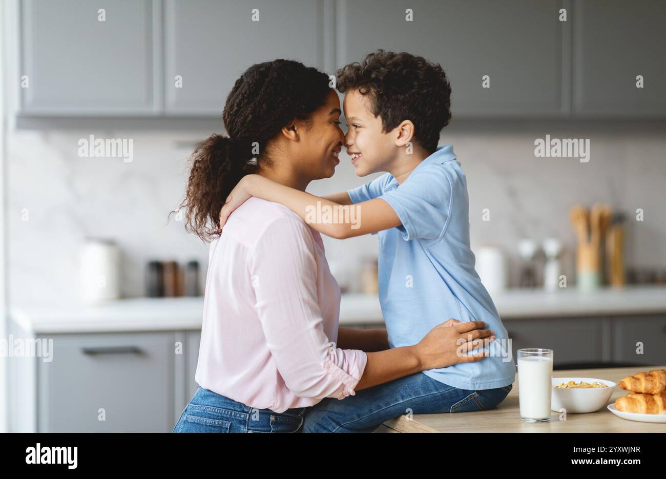 Caring interactions hi-res stock photography and images - Alamy
