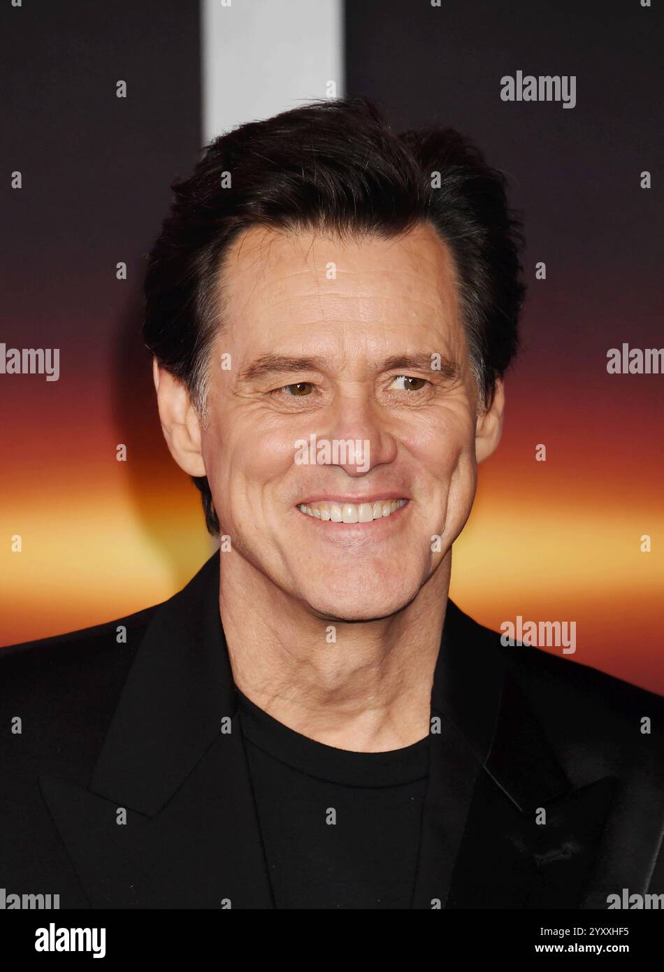 HOLLYWOOD, CALIFORNIA - DECEMBER 16: Jim Carrey attends the Los Angeles ...