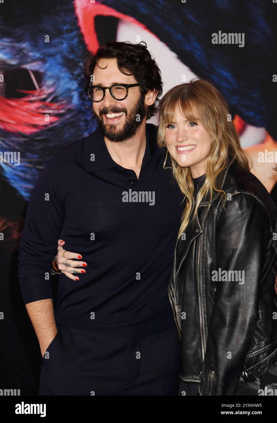HOLLYWOOD, CALIFORNIA - DECEMBER 16: (L-R) Josh Groban and Natalie ...