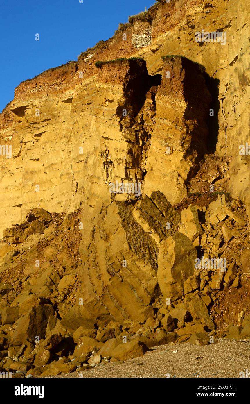 Rockfall in Burton Bradstock, Dorset, UK Stock Photo - Alamy