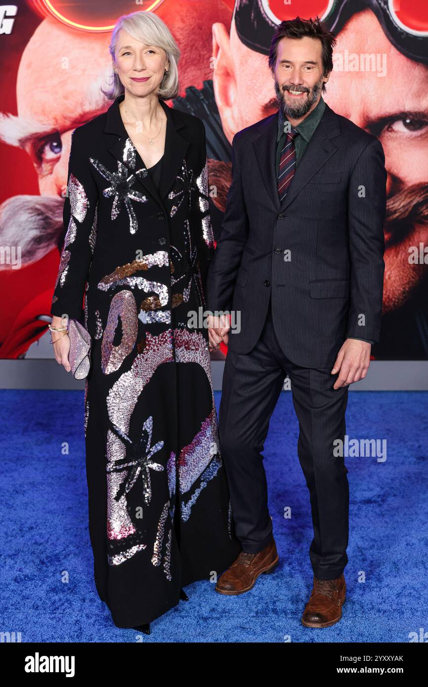 HOLLYWOOD, LOS ANGELES, CALIFORNIA, USA - DECEMBER 16: Alexandra Grant ...