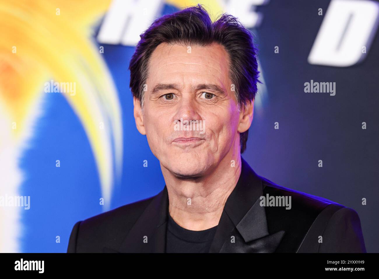 HOLLYWOOD, LOS ANGELES, CALIFORNIA, USA - DECEMBER 16: Jim Carrey ...