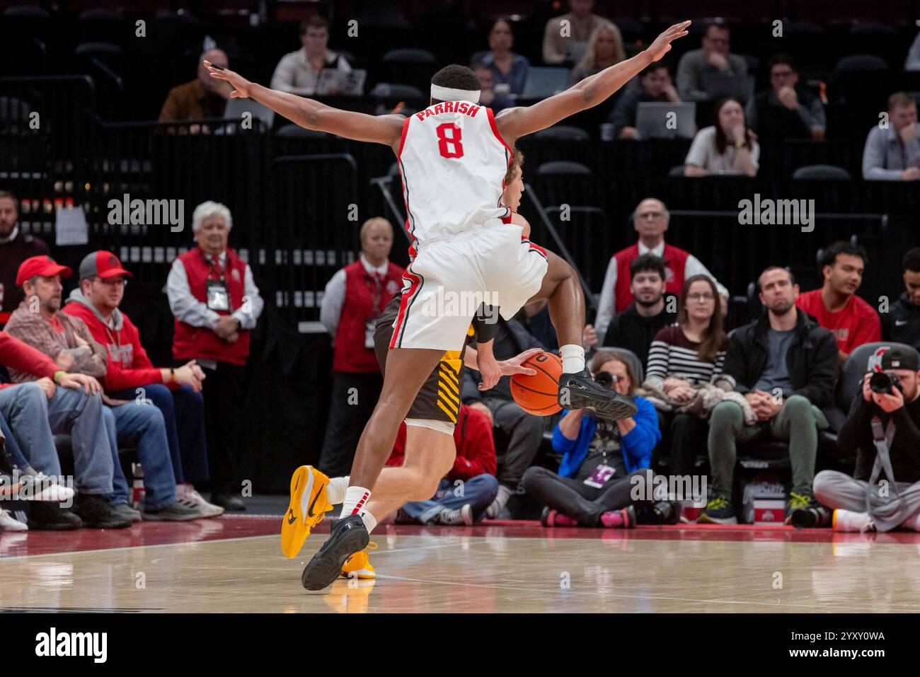 Columbus, Ohio, USA. 17th Dec, 2024. Ohio State Buckeyes guard Micah ...