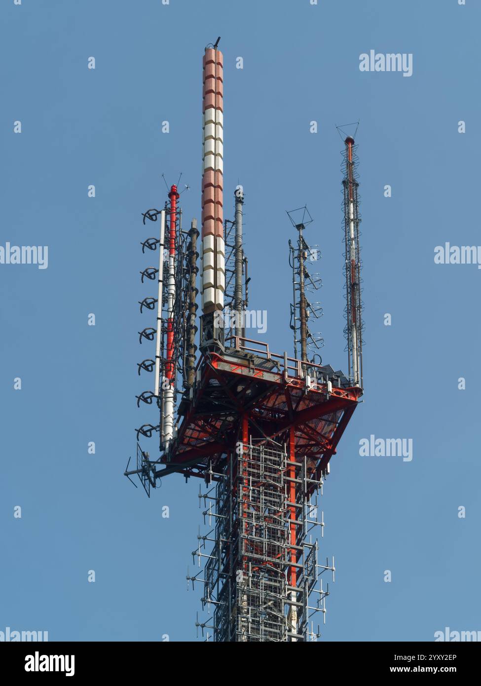 Large transmission tower hi-res stock photography and images - Alamy