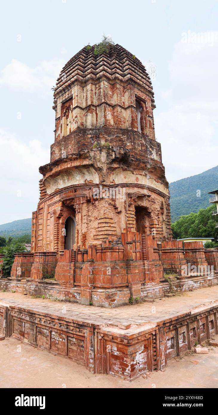 Ruined single pinnacle temple hi-res stock photography and images - Alamy