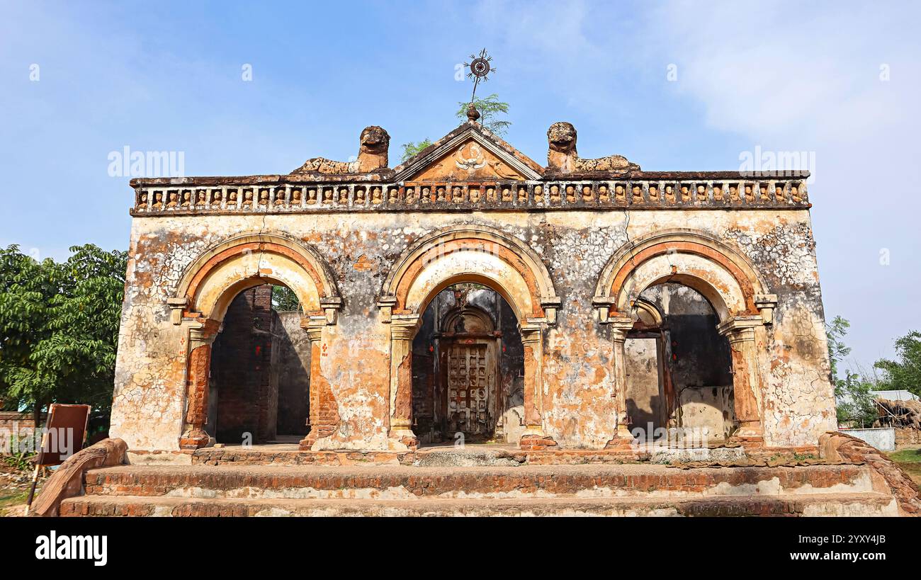 Bara madhyam temple complex hi-res stock photography and images - Alamy