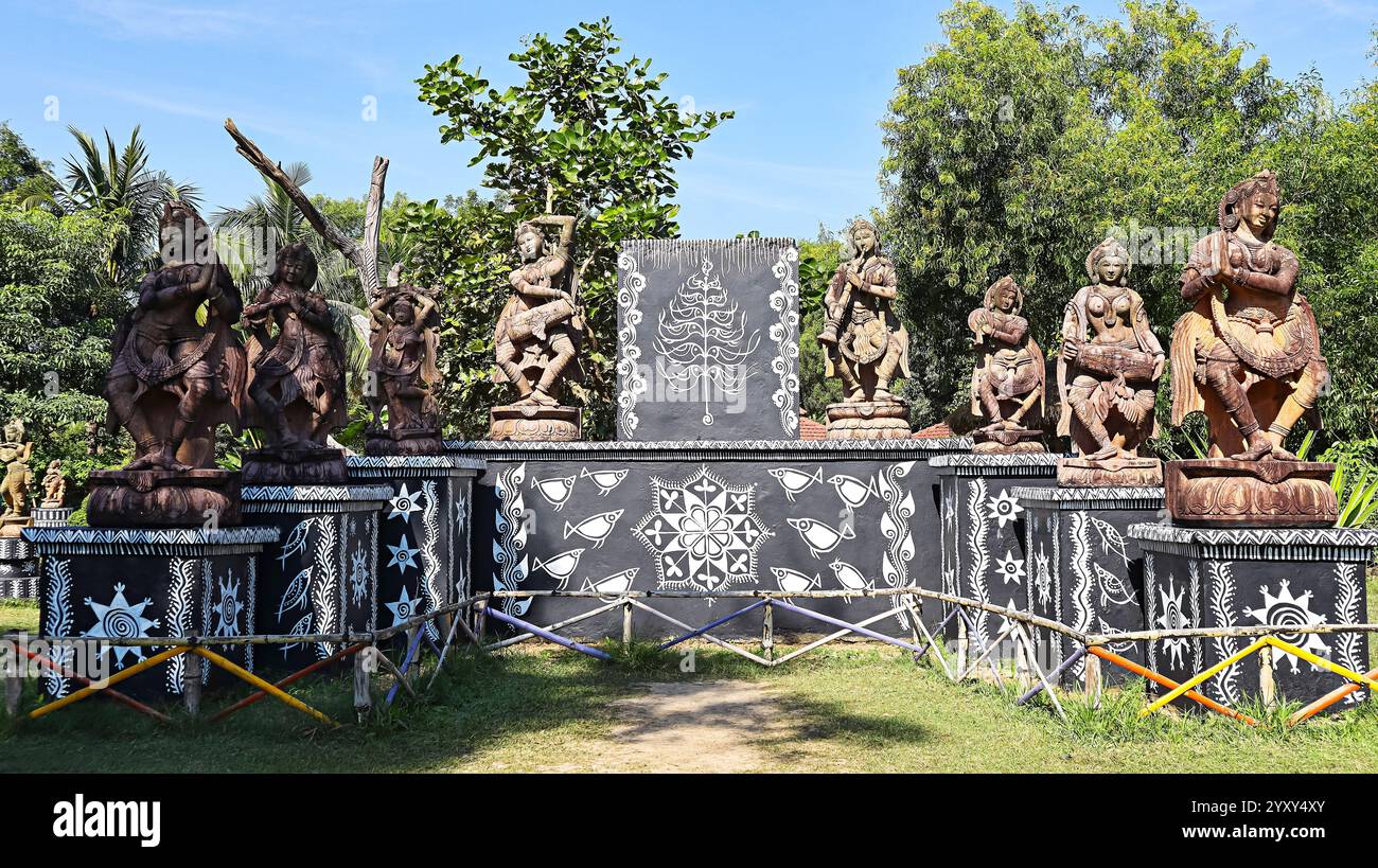 Artistic sculptures depicting musicians and dancers in traditional ...