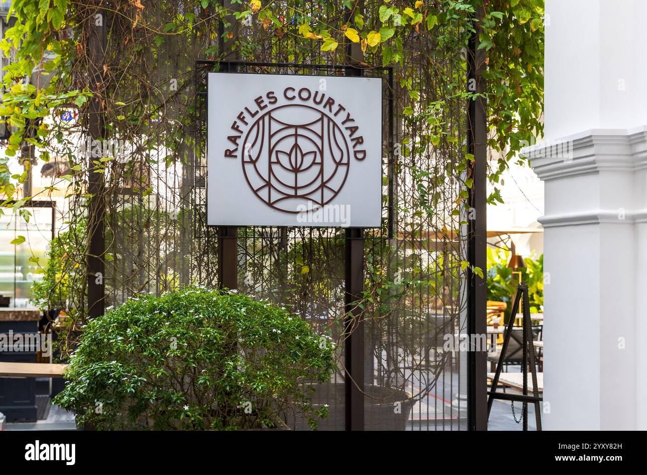 Direction sign to the Courtyard at Raffles Hotel, Photo: David Rowland ...