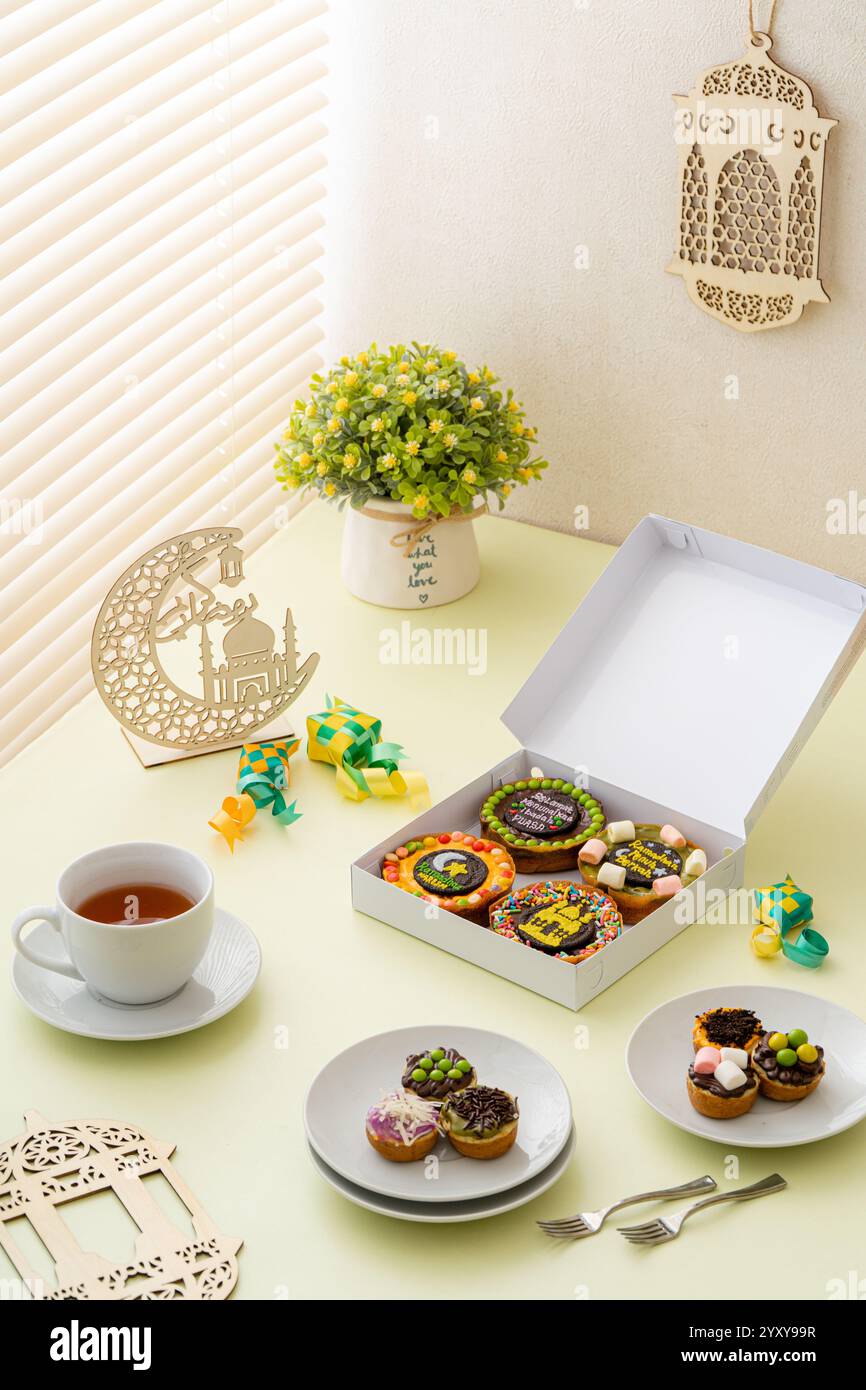 Martabak Mini Bangka with various Topping. The martabak mini bangka is ...