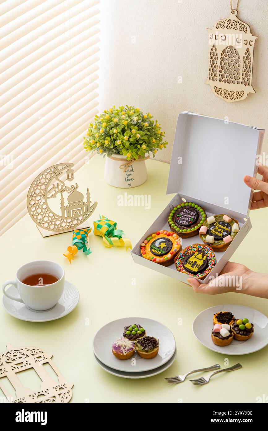 Martabak Mini Bangka with various Topping. The martabak mini bangka is ...