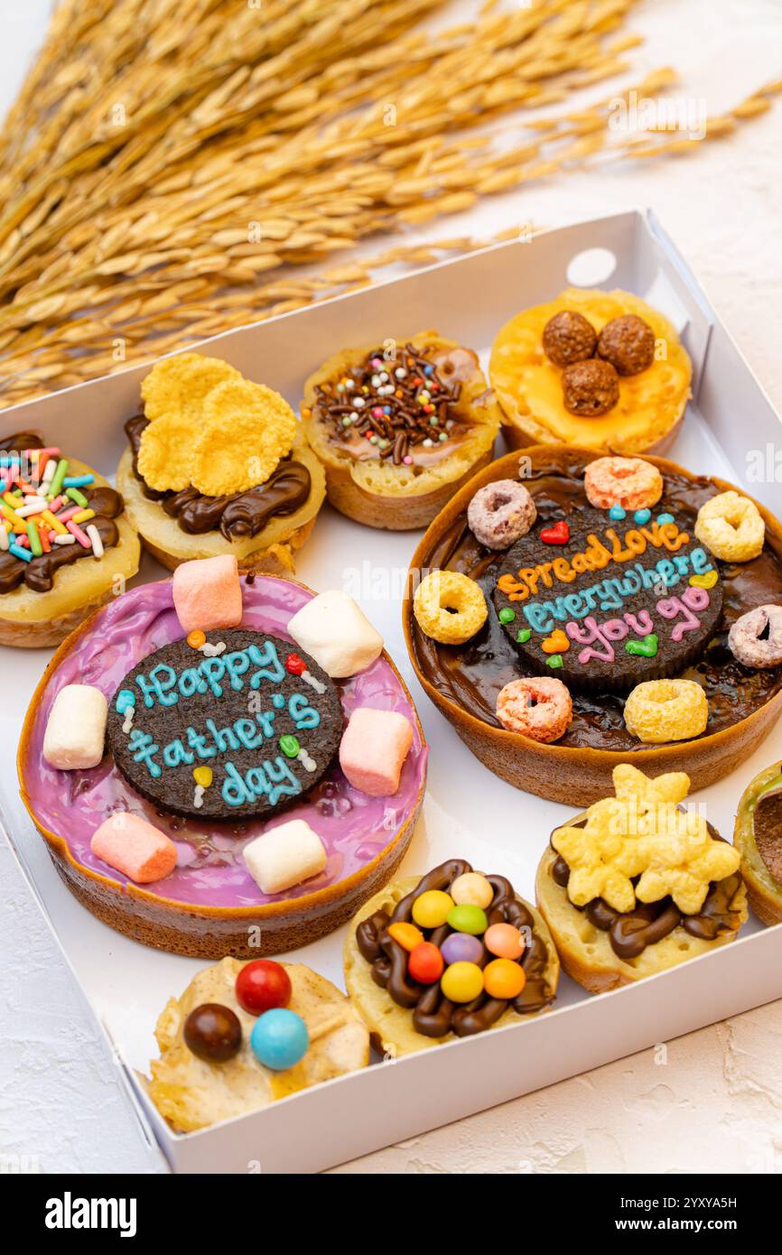 Martabak Mini Bangka with various Topping. The martabak mini bangka is ...