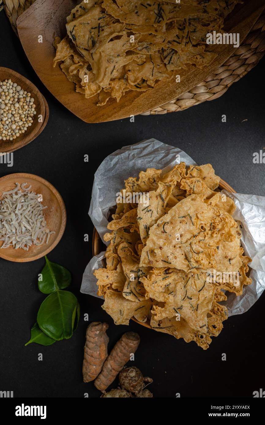 Rempeyek kacang rice flour hi-res stock photography and images - Alamy