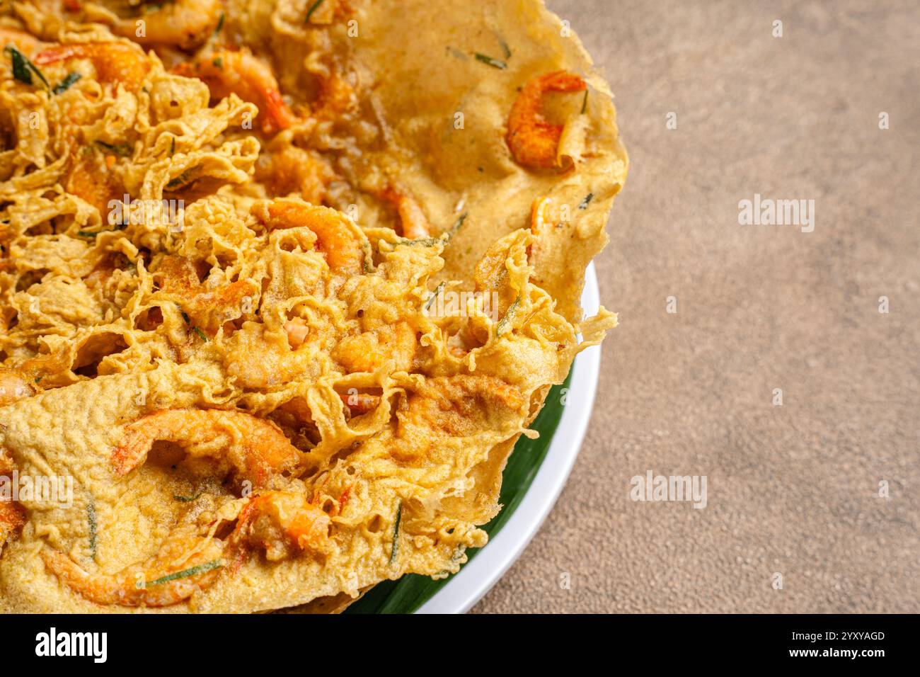 Rempeyek kacang rice flour hi-res stock photography and images - Alamy