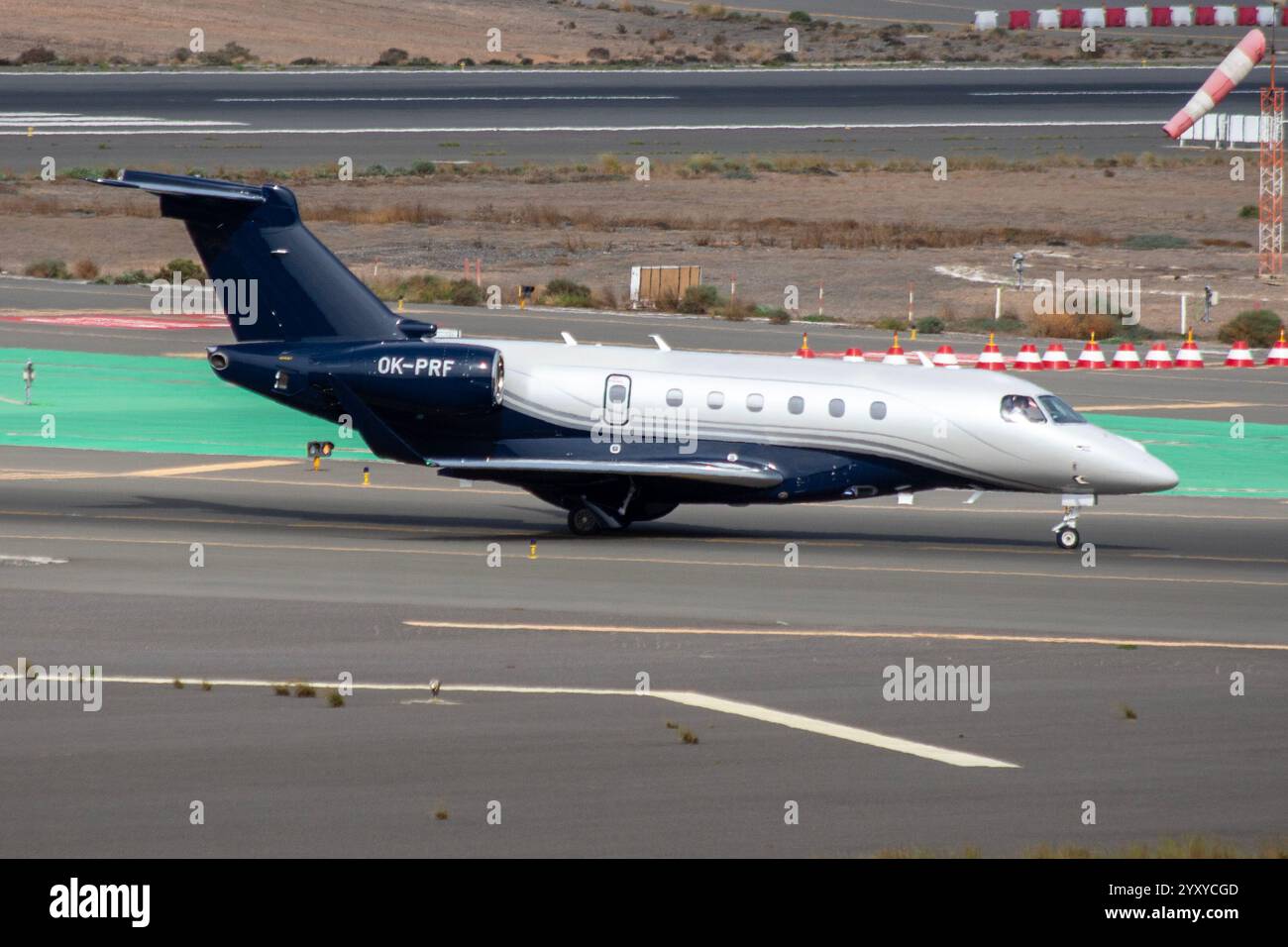 Embraer 135 145 embraer 135 hi-res stock photography and images - Alamy