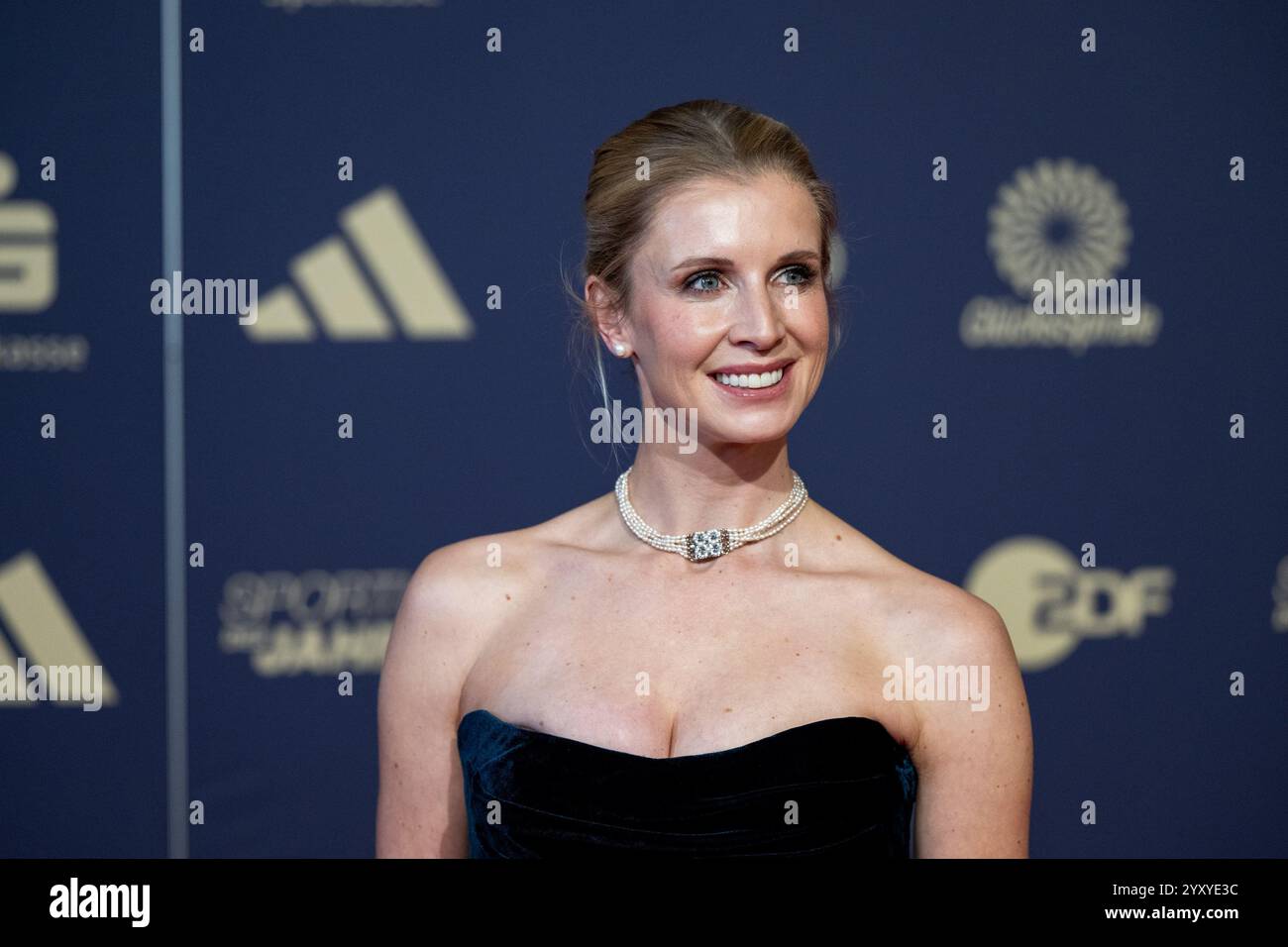 Jessica von Bredow-Werndl (Dressurreiten) auf dem roten Teppich, GER ...