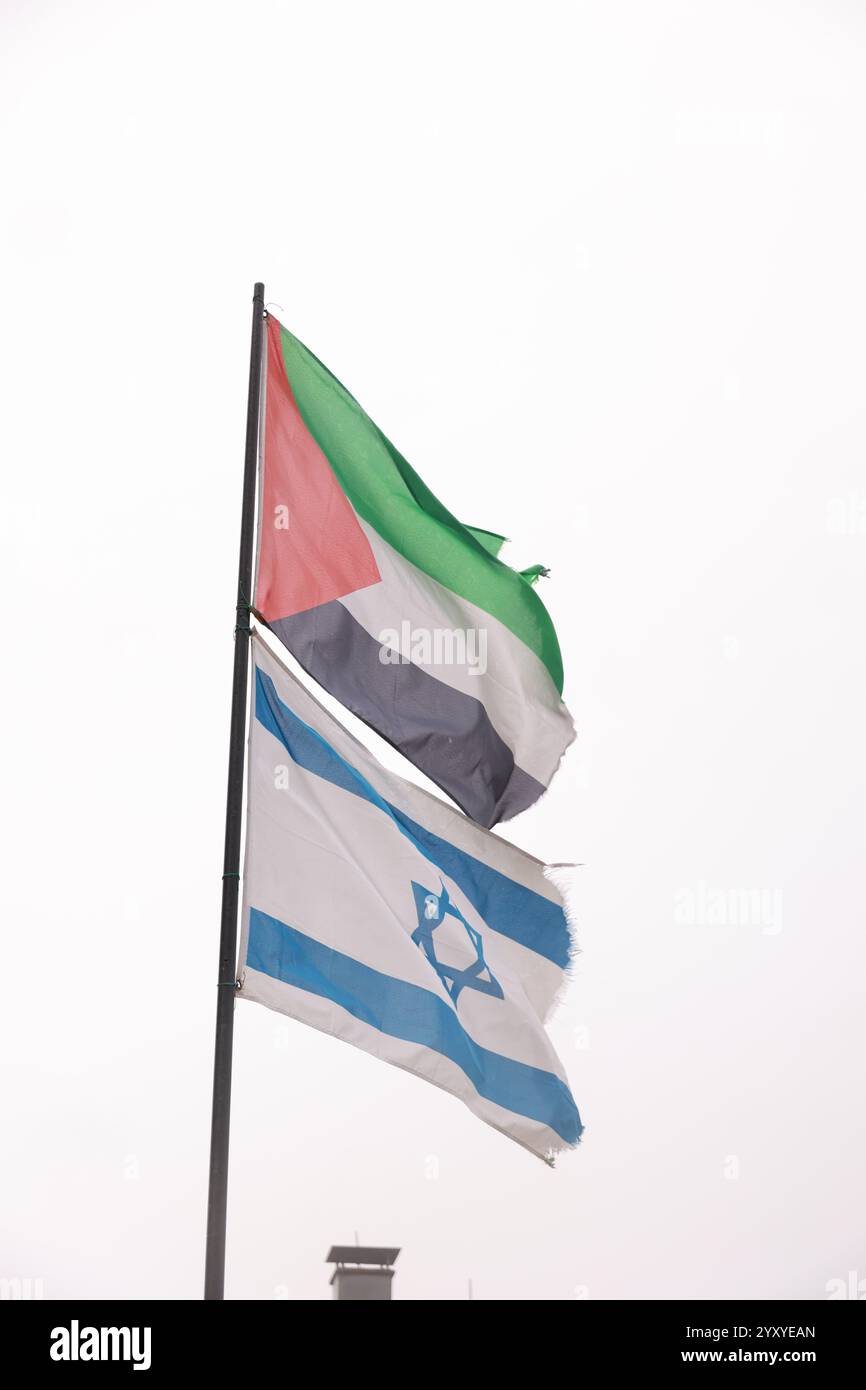 Israel palestine two states hi-res stock photography and images - Alamy