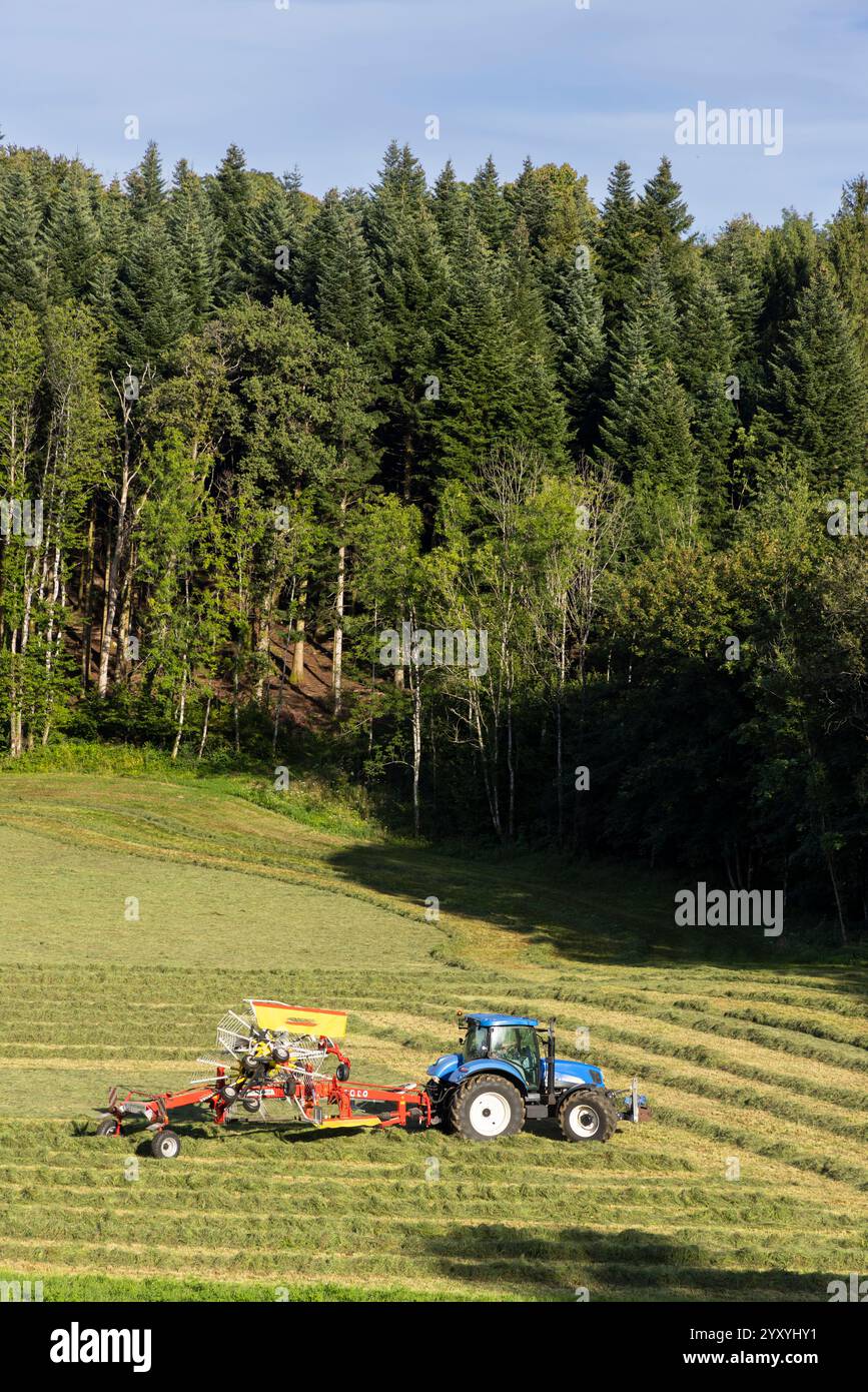 Farmer tractor farmland turning hi-res stock photography and images - Alamy